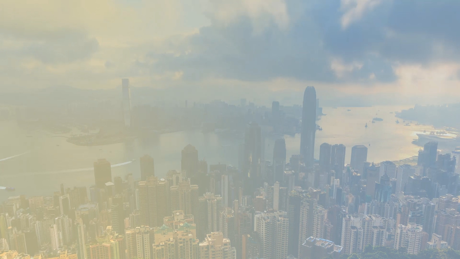 Wind Simulation in Urban Microclimate - ENVI-met